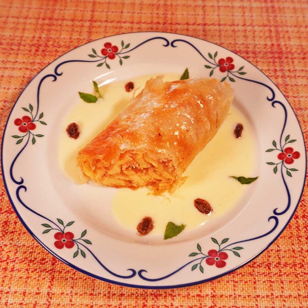 Leckerer Apfelstrudel mit Filoteig Rezept - Kochen mit Moki